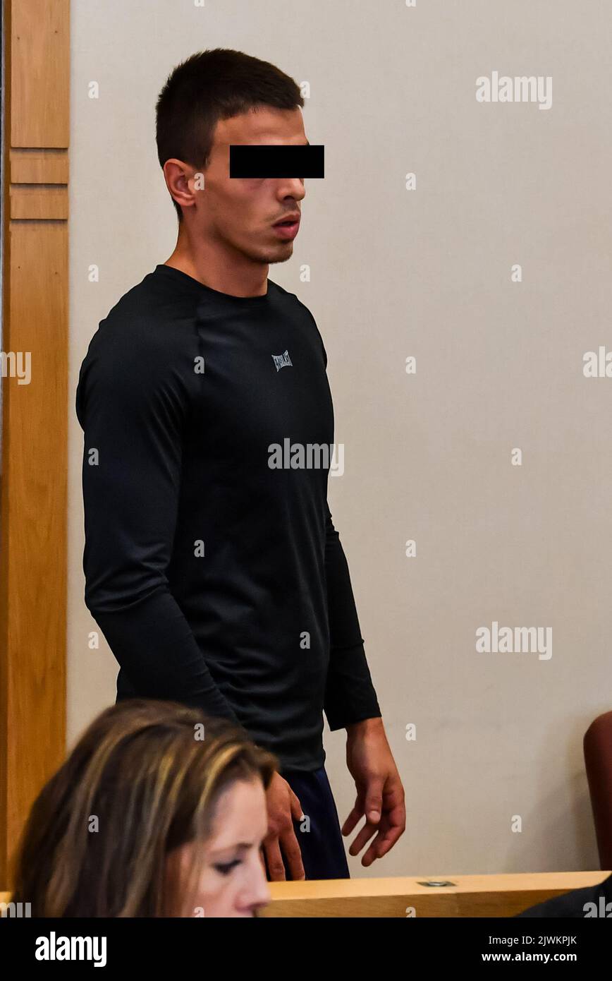 L'accusé Stefano Ceci photographié pendant la session de constitution du jury lors du procès ...