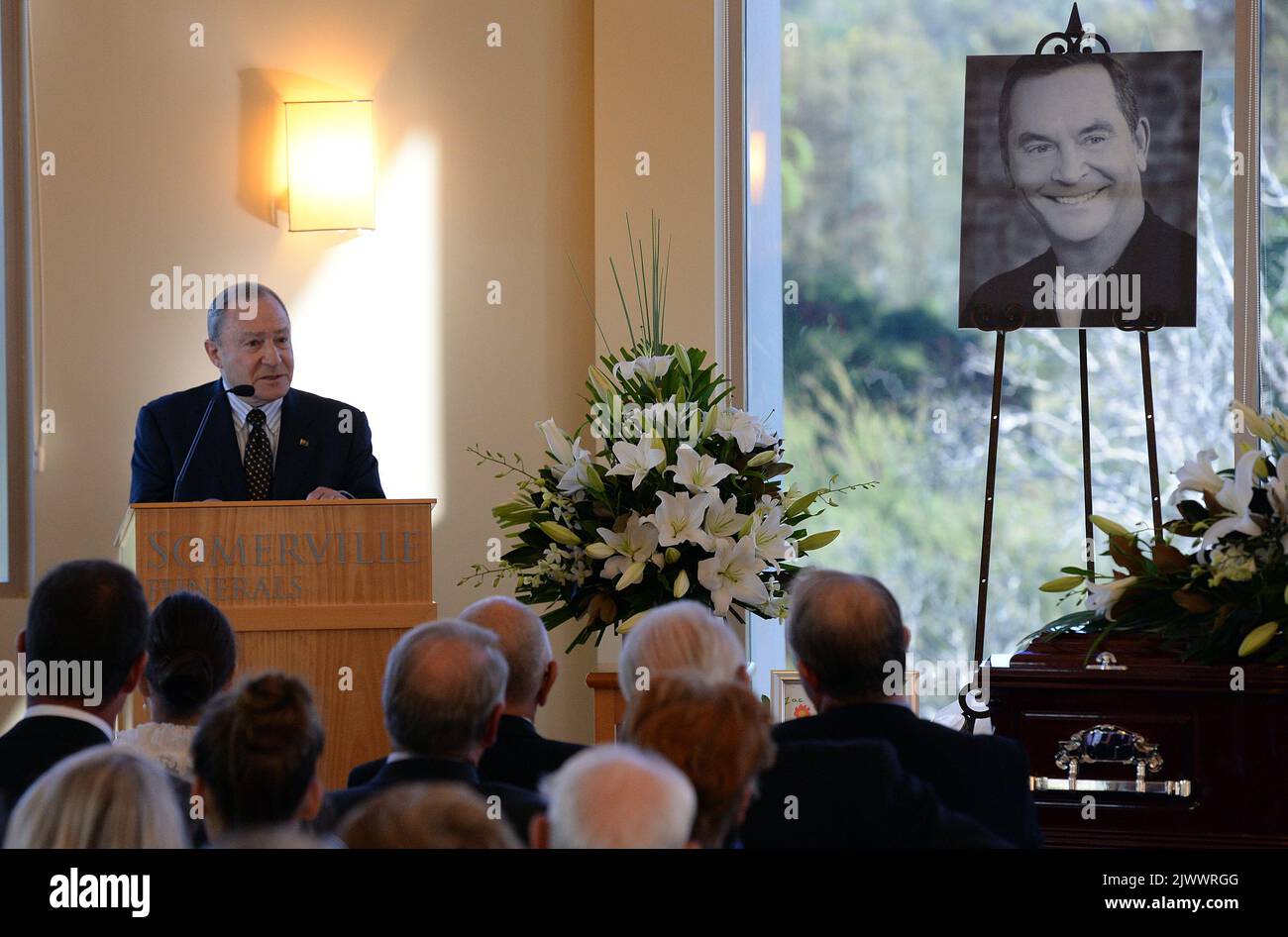 Steve Liebmann, de Nine Network, parle lundi à Nerang, sur la Côte d'Or ...