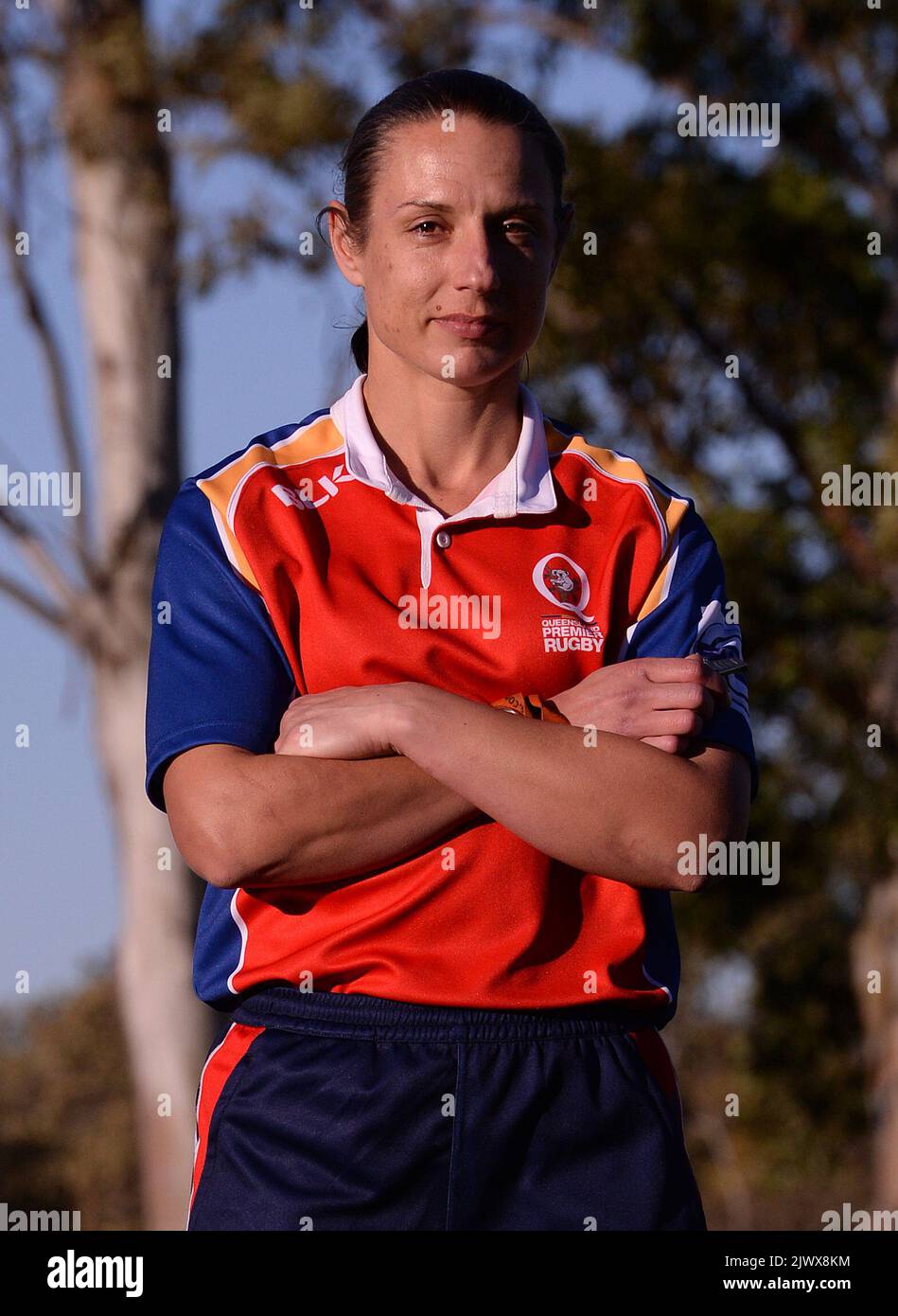 Rachel Horton, arbitre de rugby, pose pour des photos à Brisbane ...