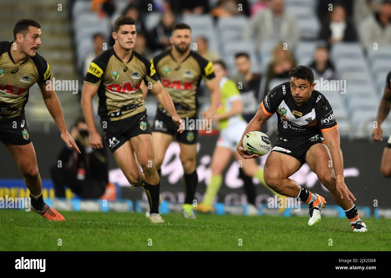 David Nofoaluma des Tigers court avec le ballon pendant le match de la ...