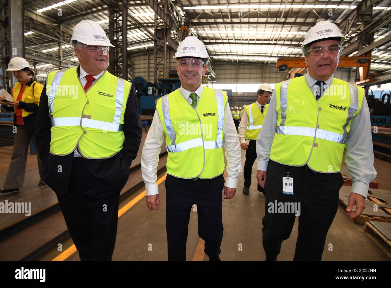 Mark McGowan (au centre), le chef du Parti travailliste de l'Australie ...
