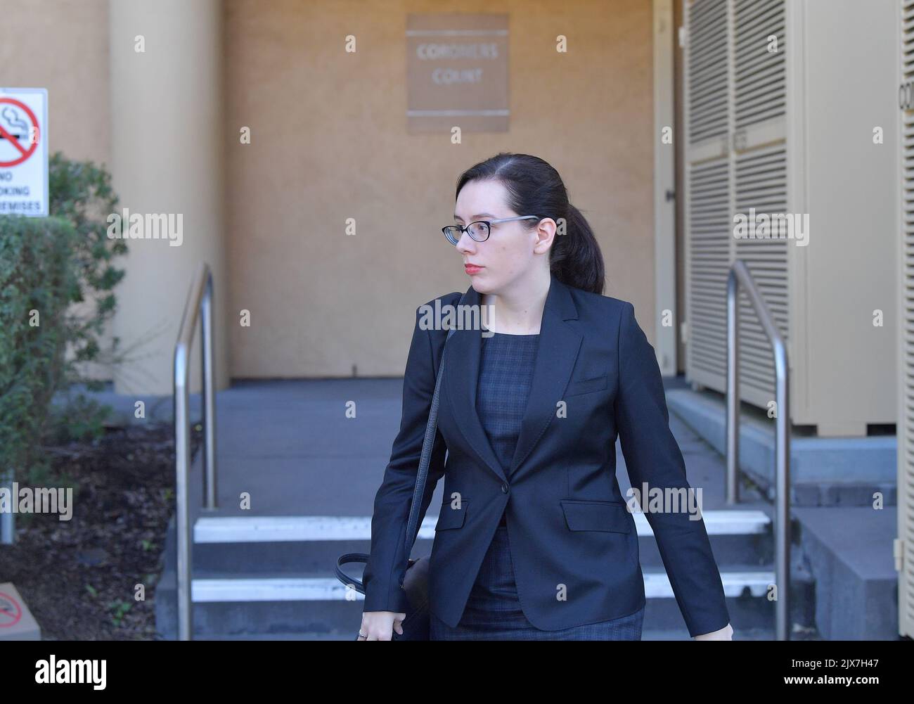 Le Dr Jane Thompson quitte l'enquête pour les victimes d'AVC au ...