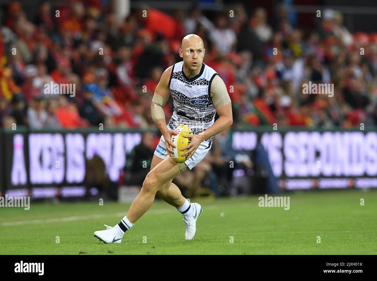 Gary Ablett des Cats regarde pendant le match de la série 11 AFL entre ...