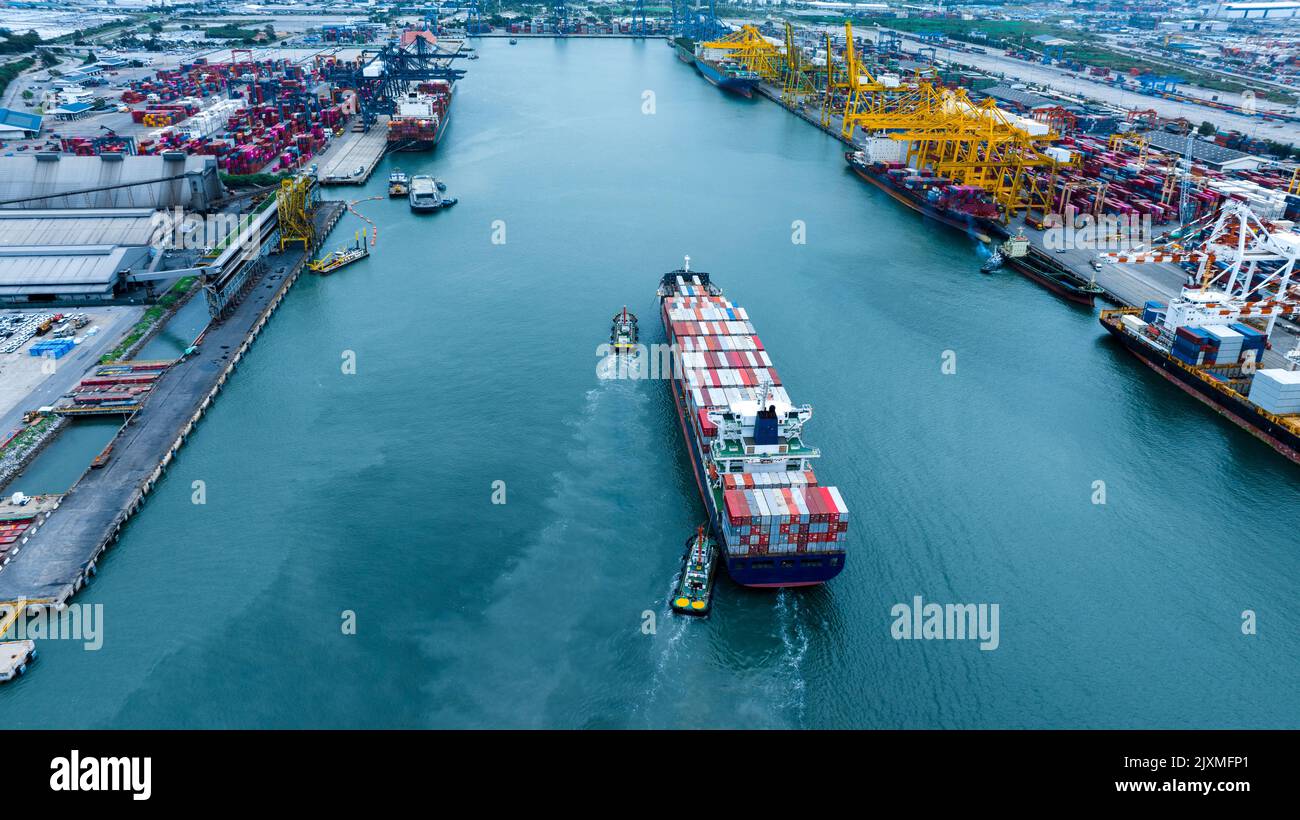 Conteneur de cargaison de chantier naval Port maritime Service d ...