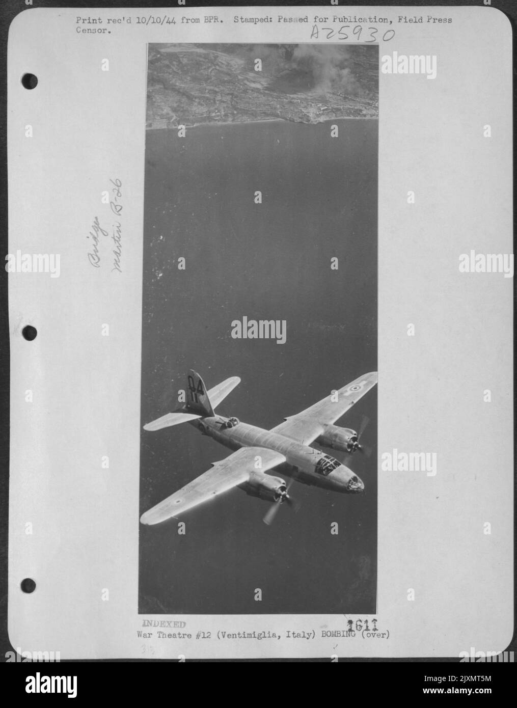 En mer, ce Martin B-26 Marauder de la première Force aérienne tactique ...