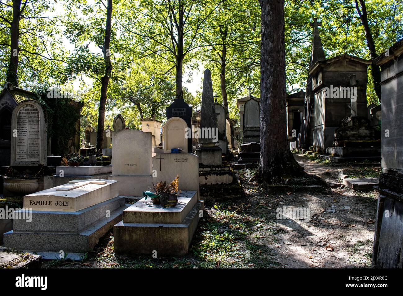 Paris, France - 05 septembre 2022 le cimetière du Père Lachaise est le ...
