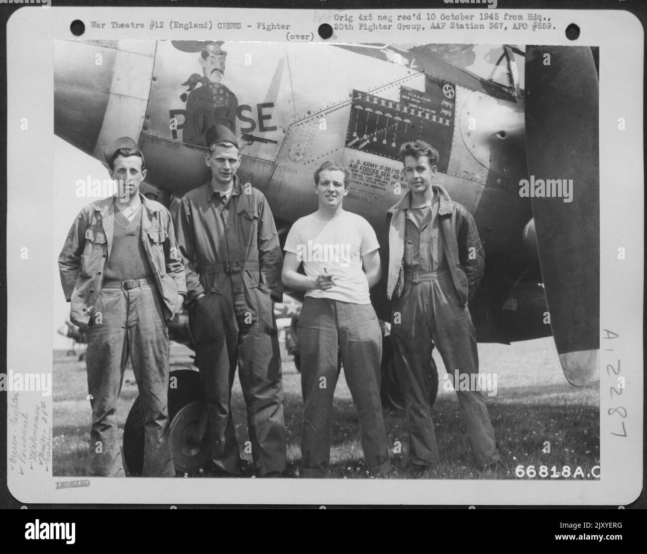R.E. Lt Miles, Pilot et Ground Crew à côté du Lockheed P-38 « One Man ...
