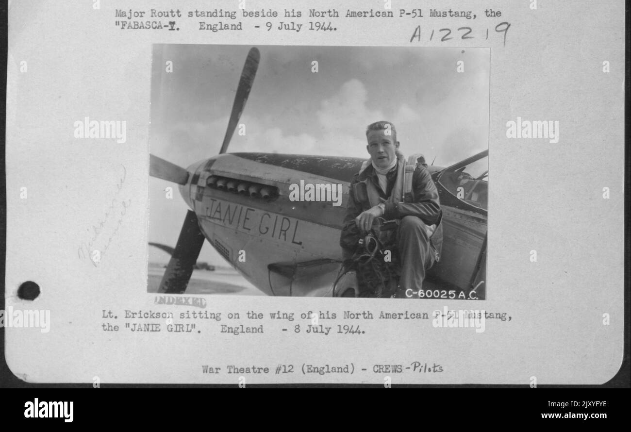 Le lieutenant Erickson assis sur l'aile de son P-51 nord-américain ...