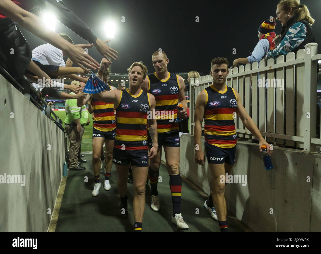Adelaide Crows remporte le match de la série 2 de l'AFL entre les ...