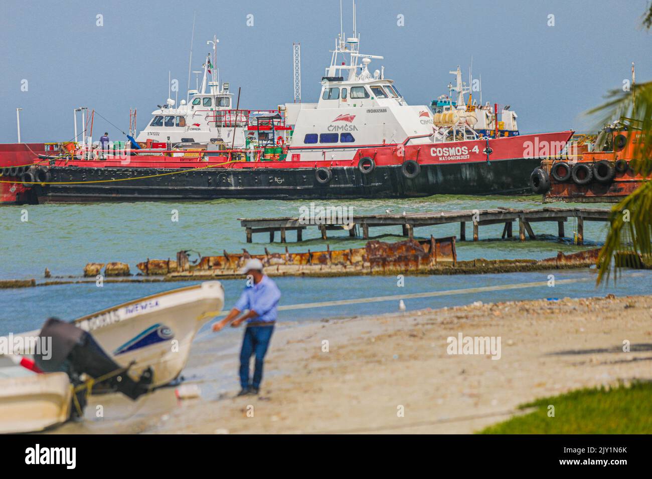 Bateaux, bateaux de pêche, navire, navires avec opérations sur les ...