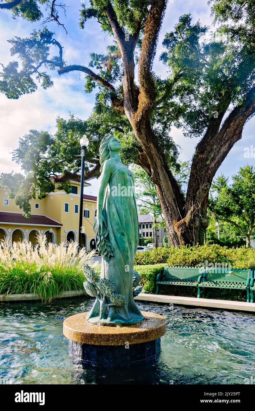 Une statue de Daphne, une naiade dans la mythologie grecque, se dresse ...