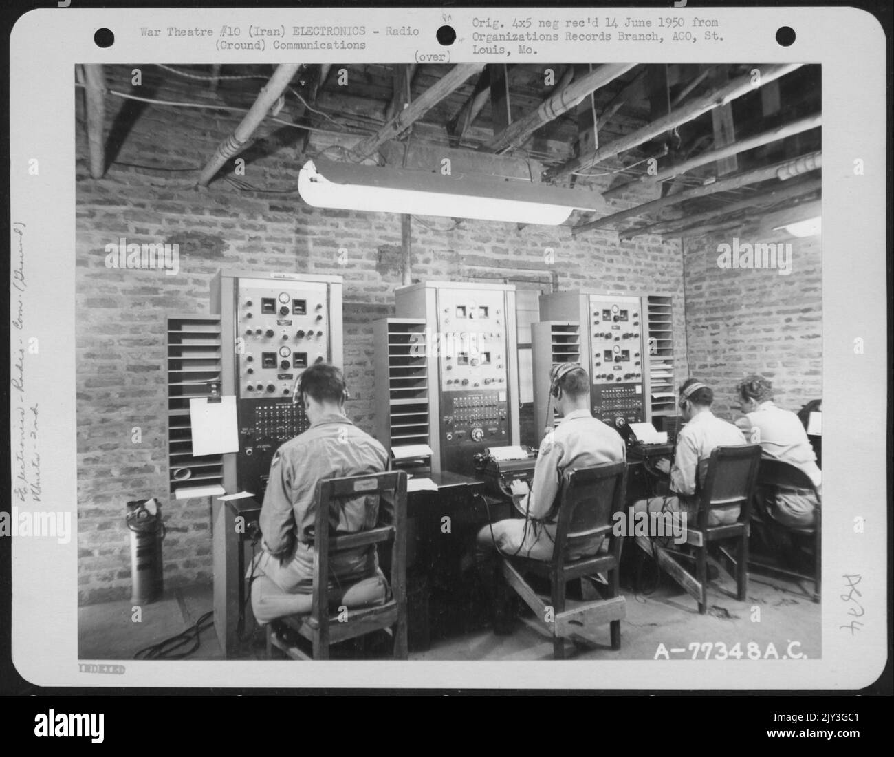 Les membres de la Force aérienne de la 2nd Armée de terre Airways ...