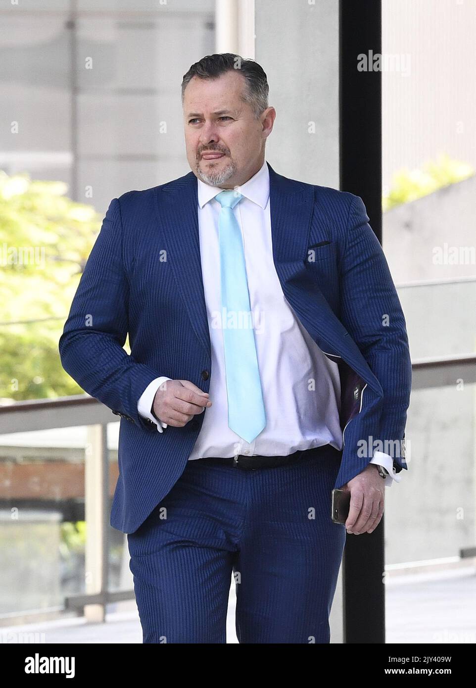 Adam Magill arrive au tribunal de Brisbane à Brisbane, jeudi, 1 août ...