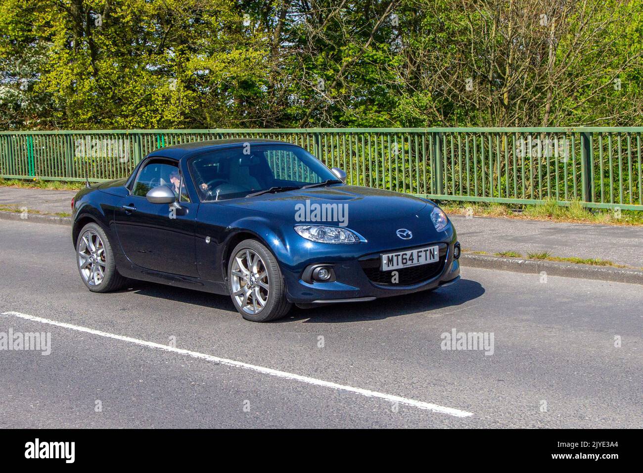 Mazda mx 5 roadster Banque de photographies et d’images à haute ...