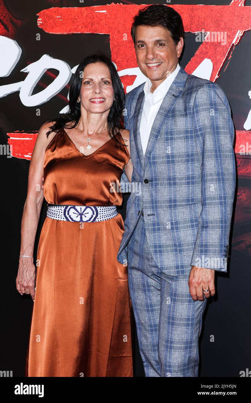 Ralph macchio and phyllis fierro Banque de photographies et d’images à ...