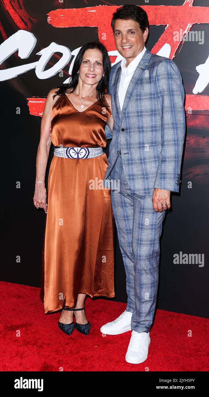 Ralph macchio and phyllis fierro Banque de photographies et d’images à ...