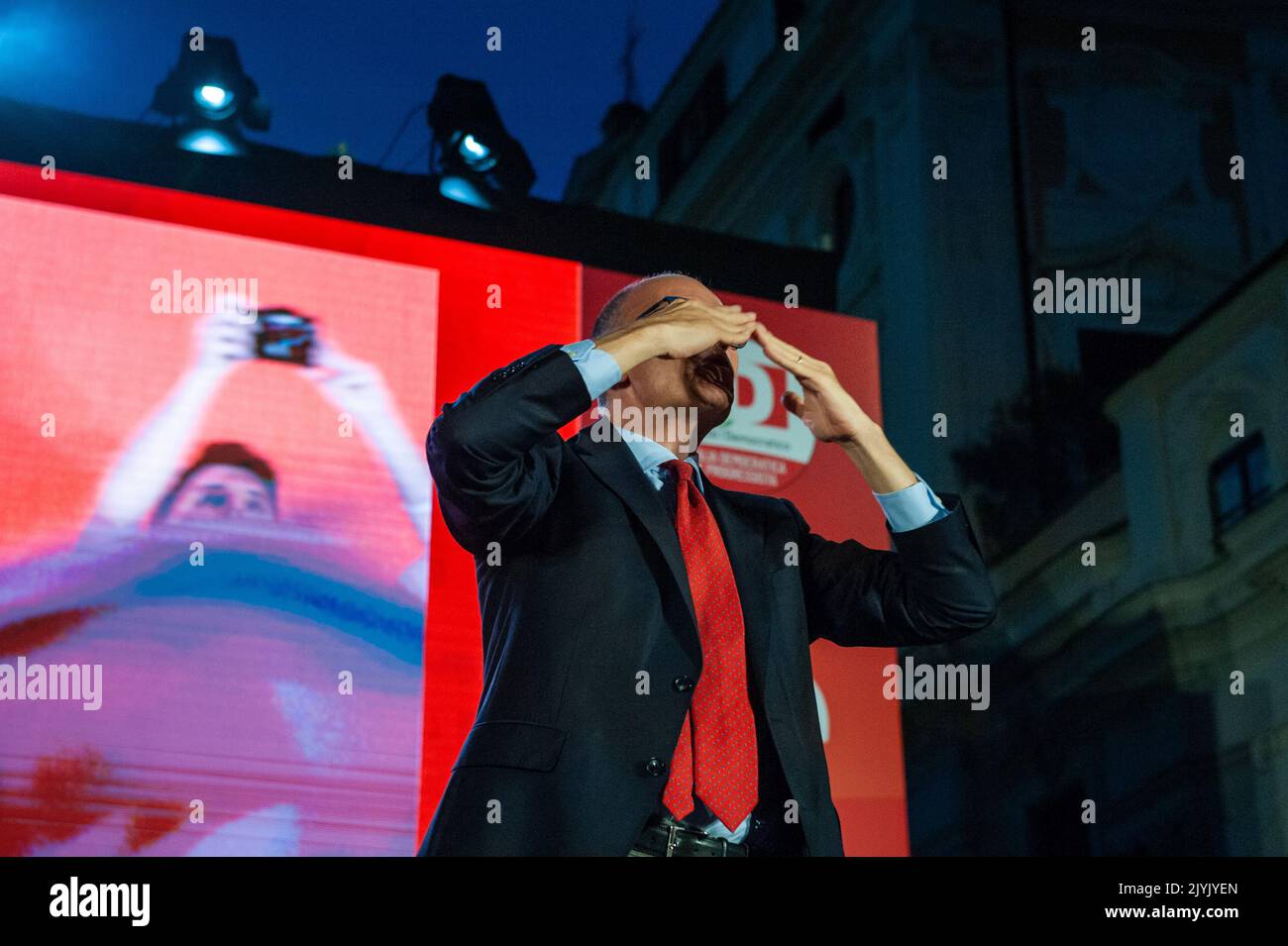 Enrico letta secrétaire du parti pd Banque de photographies et d’images ... Enrico letta secrétaire du parti pd Banque de photographies et d’images ...