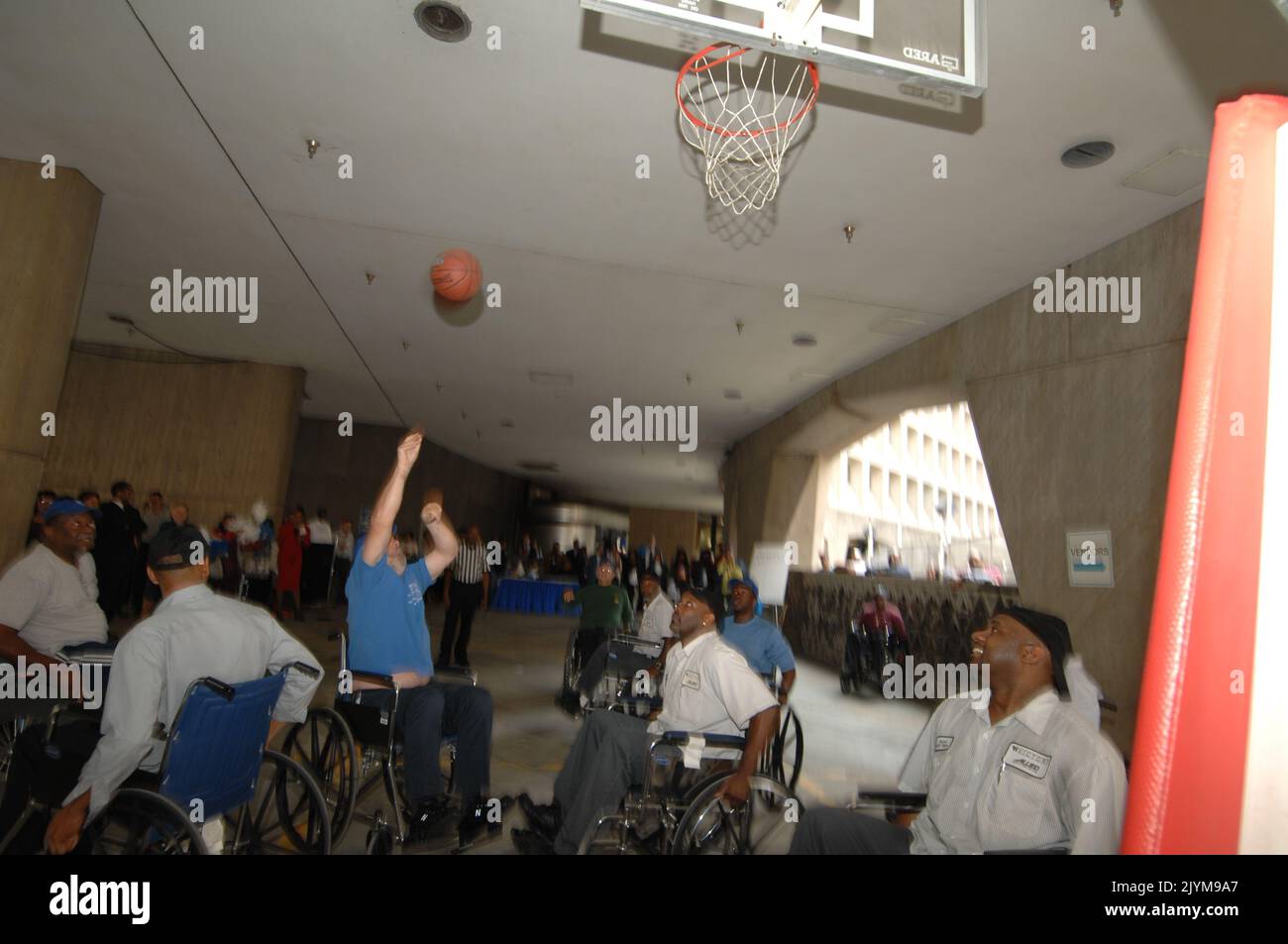 Événement de basketball en fauteuil roulant de sensibilisation aux ...