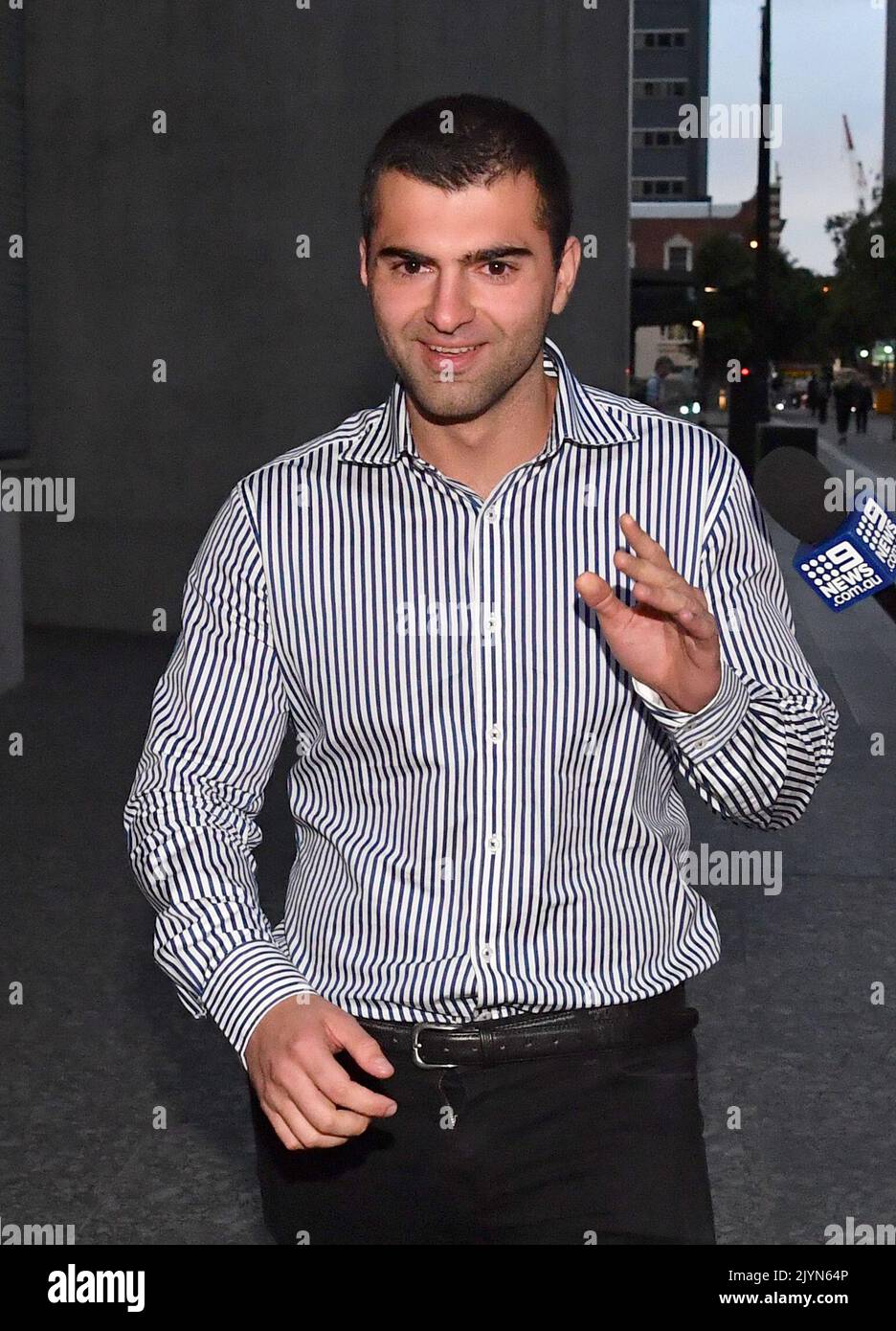 Ali Ebrahimi est vu quitter le tribunal de district de Brisbane jeudi ...