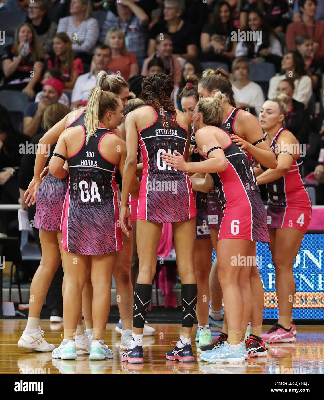 Les Thunderbirds se mettent en route avant le début du match de la ...