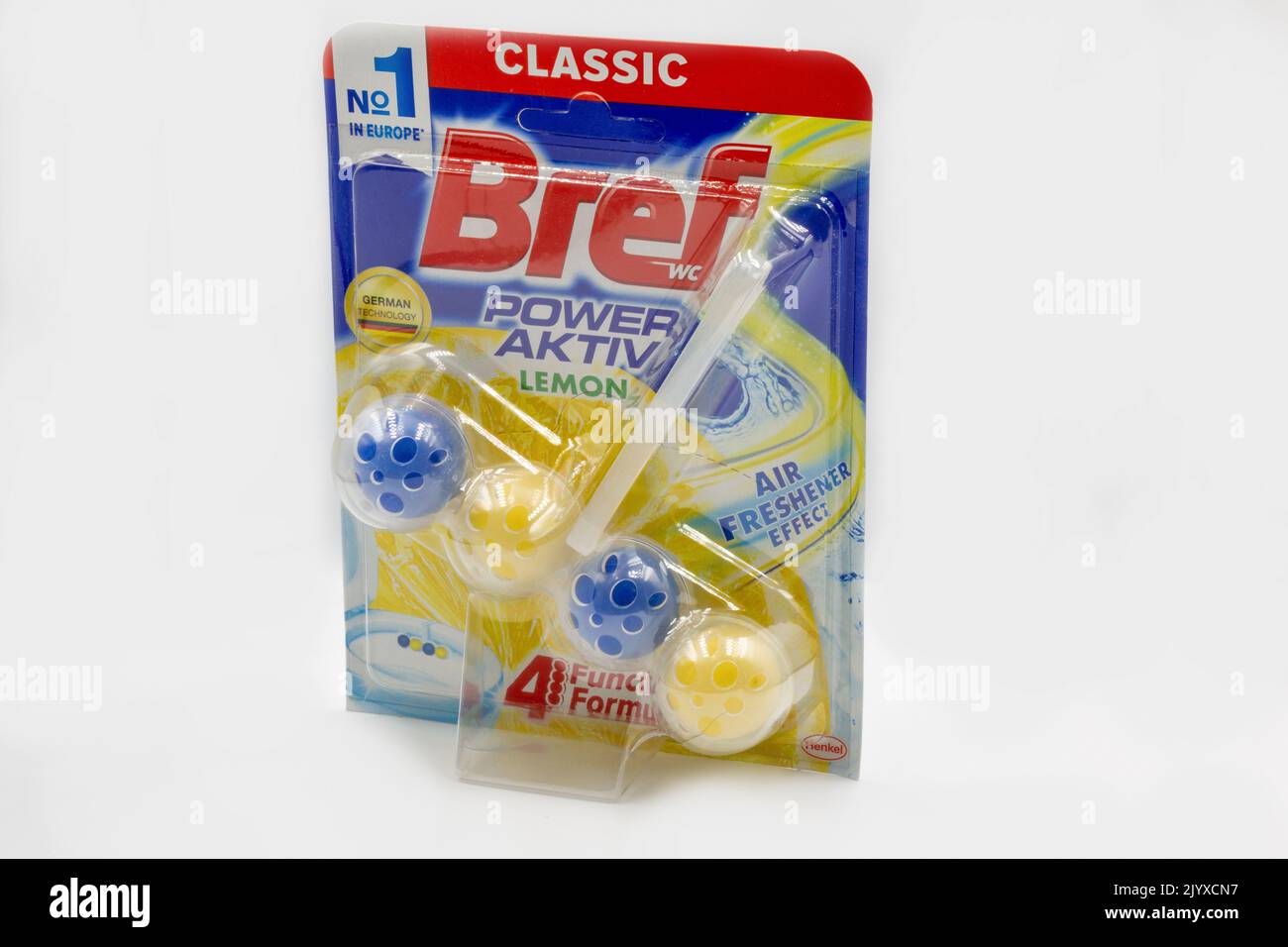 Kiev, Ukraine - 26 décembre 2021: Studio Shoot de Henkel BREF Lemon ...