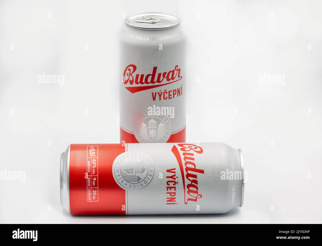 Kiev, Ukraine - 18 juin 2022: Studio Shoot de Budvar Vycepni boîtes de ...