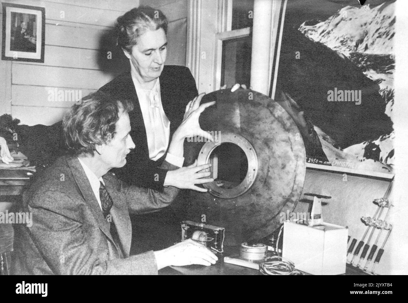 Piccard se prépare pour New Stratosphere Venture -- le Dr Jean Piccard ...