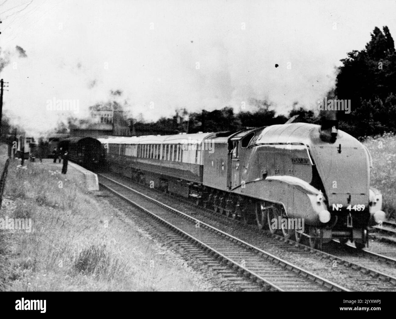 New Coronation Express s'accélère vers le nord sur Trail Run - le ...
