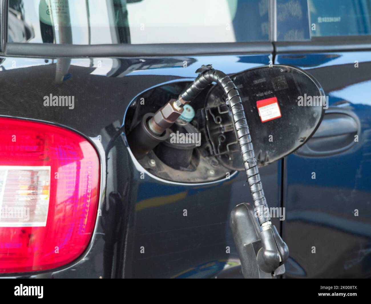 Pistolet de remplissage de gpl Banque de photographies et d’images à ...