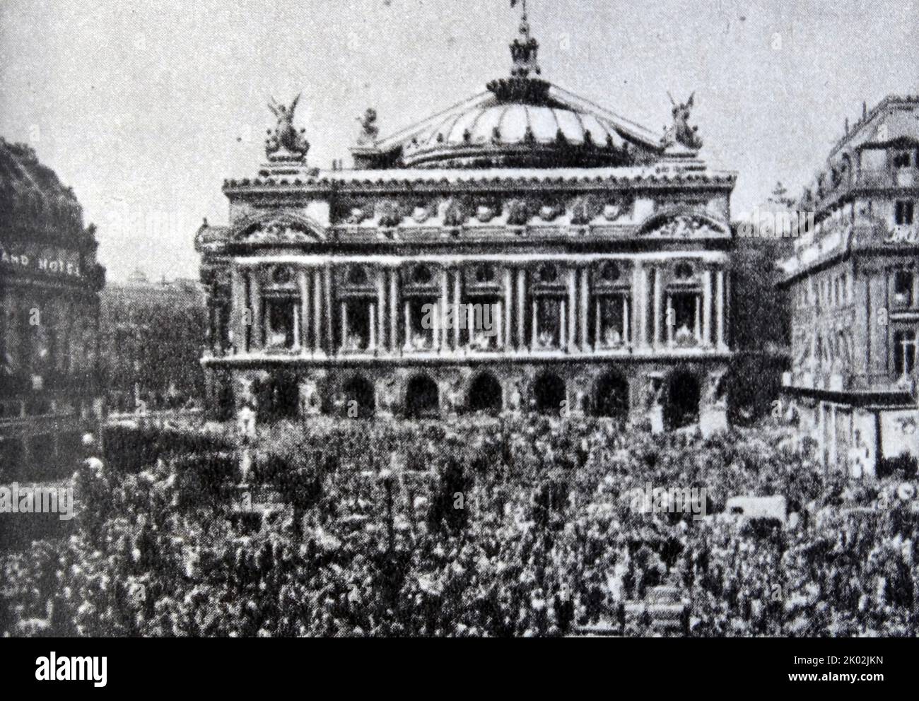 La Journée de la victoire en Europe (VE- Day) a été célébrée à Paris ...