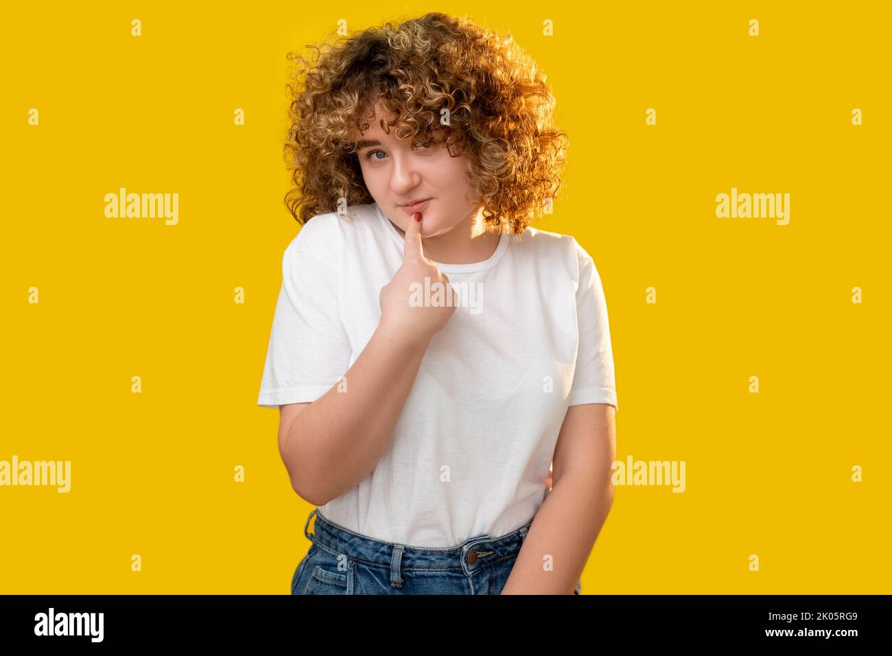 Fille grande taille Banque de photographies et d’images à haute ...