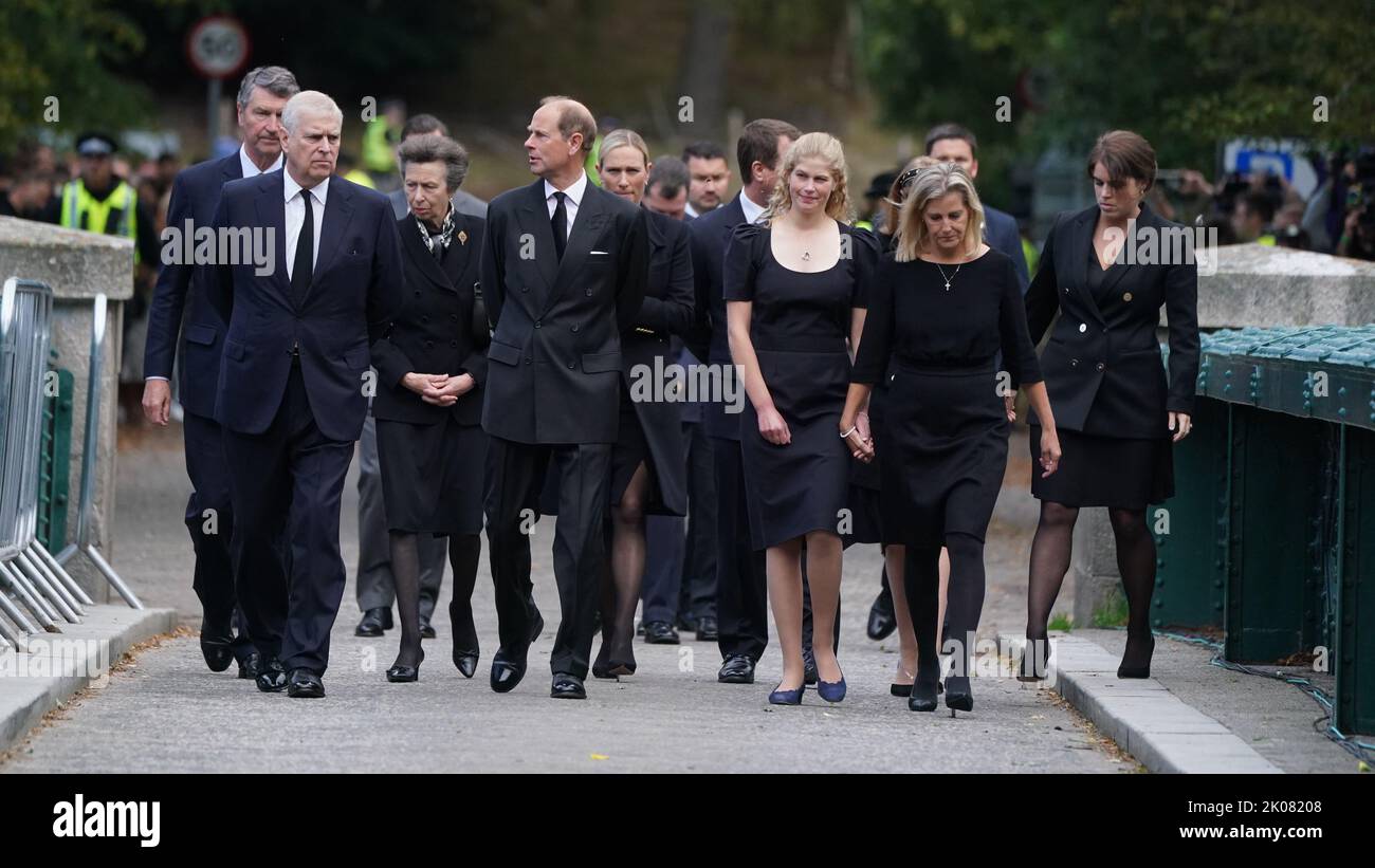 (De gauche à droite) Vice-amiral Timothy Laurence, duc de York, la ...