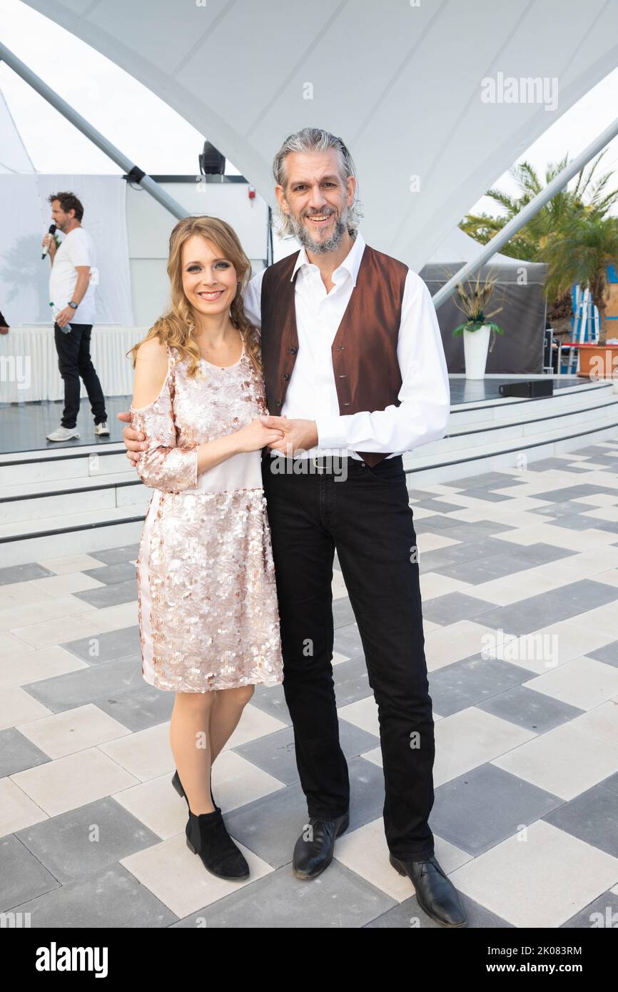 Alma Rehberg und Cyrus Rahbar BEI der Fotoprobe zum Theaterstück ...