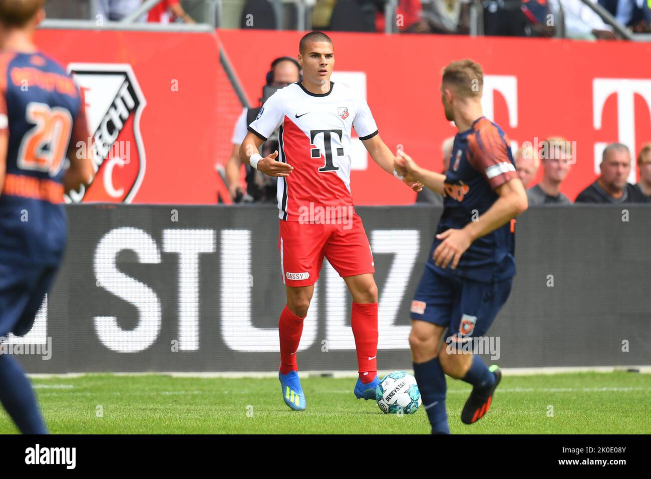 Peut 2021 match de football Banque de photographies et d’images à haute ...