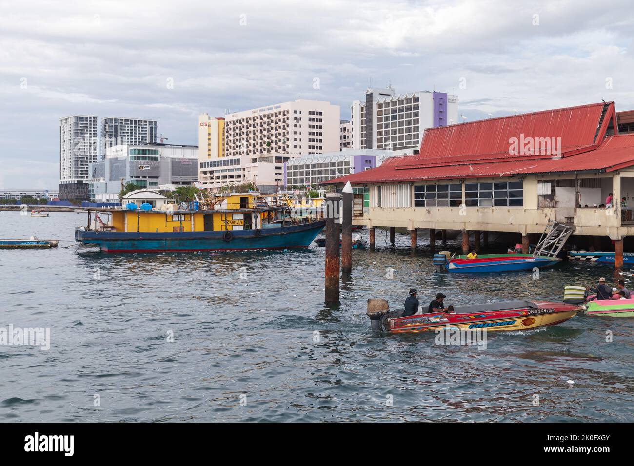 Transports en commun asie Banque de photographies et d’images à haute résolution - Alamy