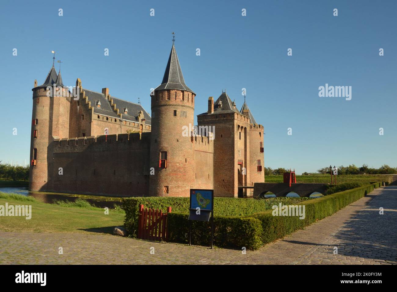 Muiden castle Banque de photographies et d’images à haute résolution ...