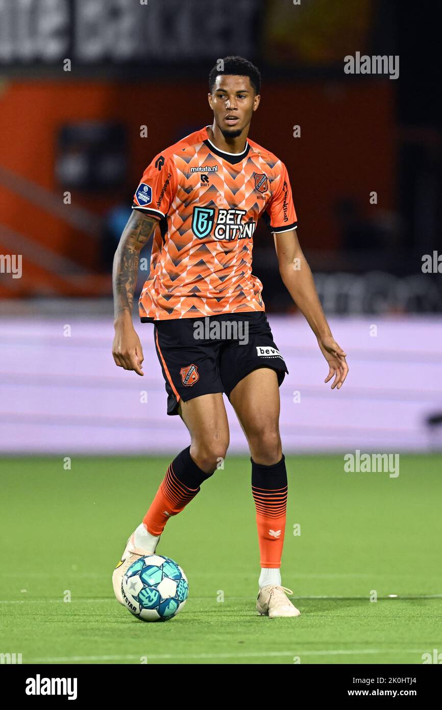 VOLENDAM - Xavier Mbuyamba du FC Volendam lors du match hollandais ...
