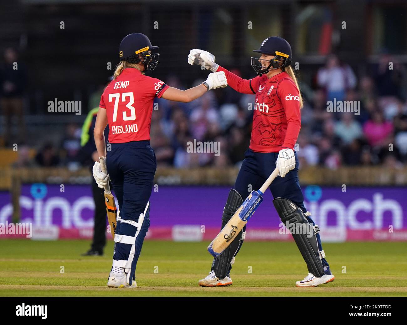 Freya kemp Banque de photographies et d’images à haute résolution - Alamy