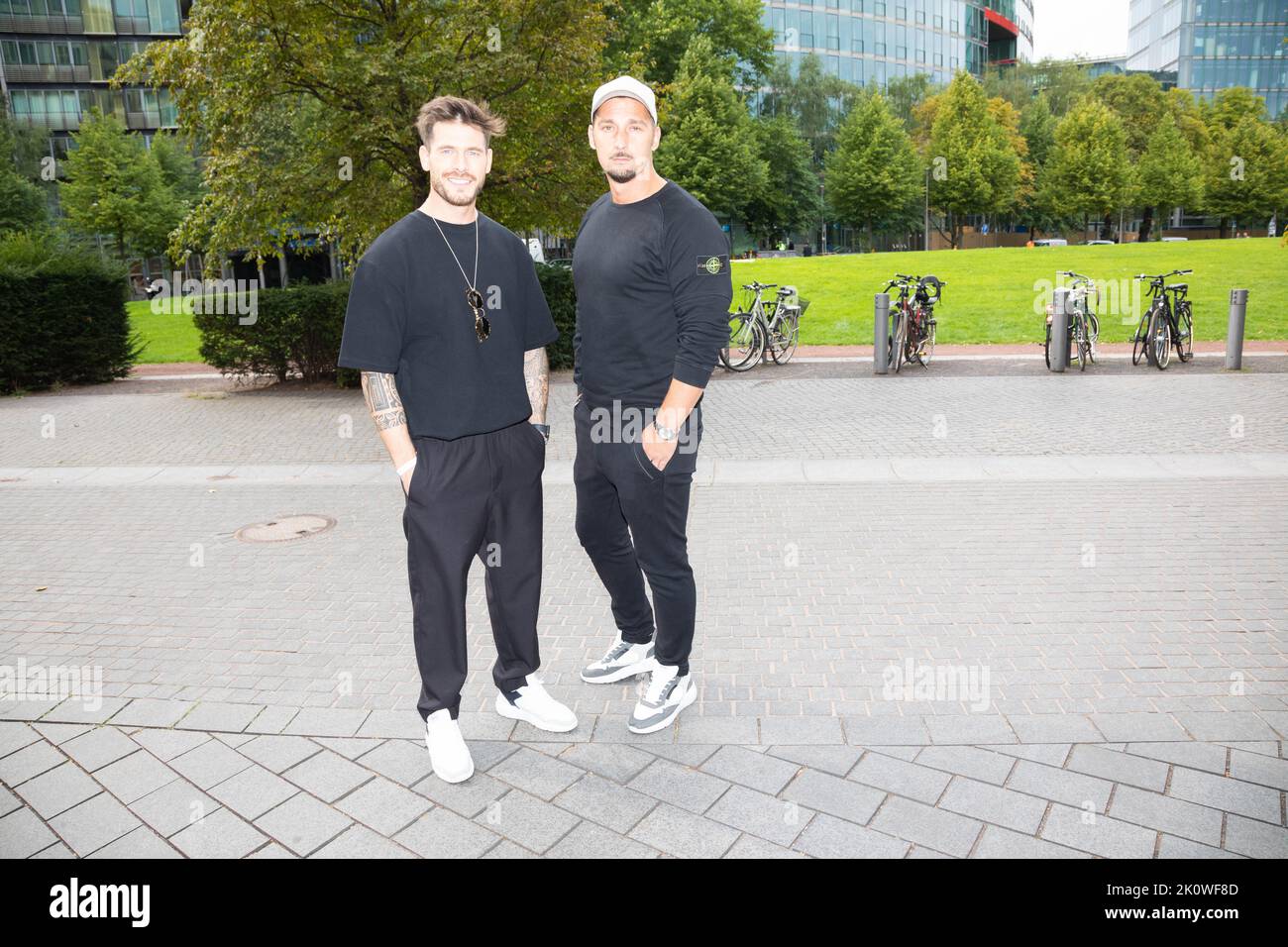 Angelo Carlucci und Sandy Fähse beim Mates Date Influencer Event auf ...