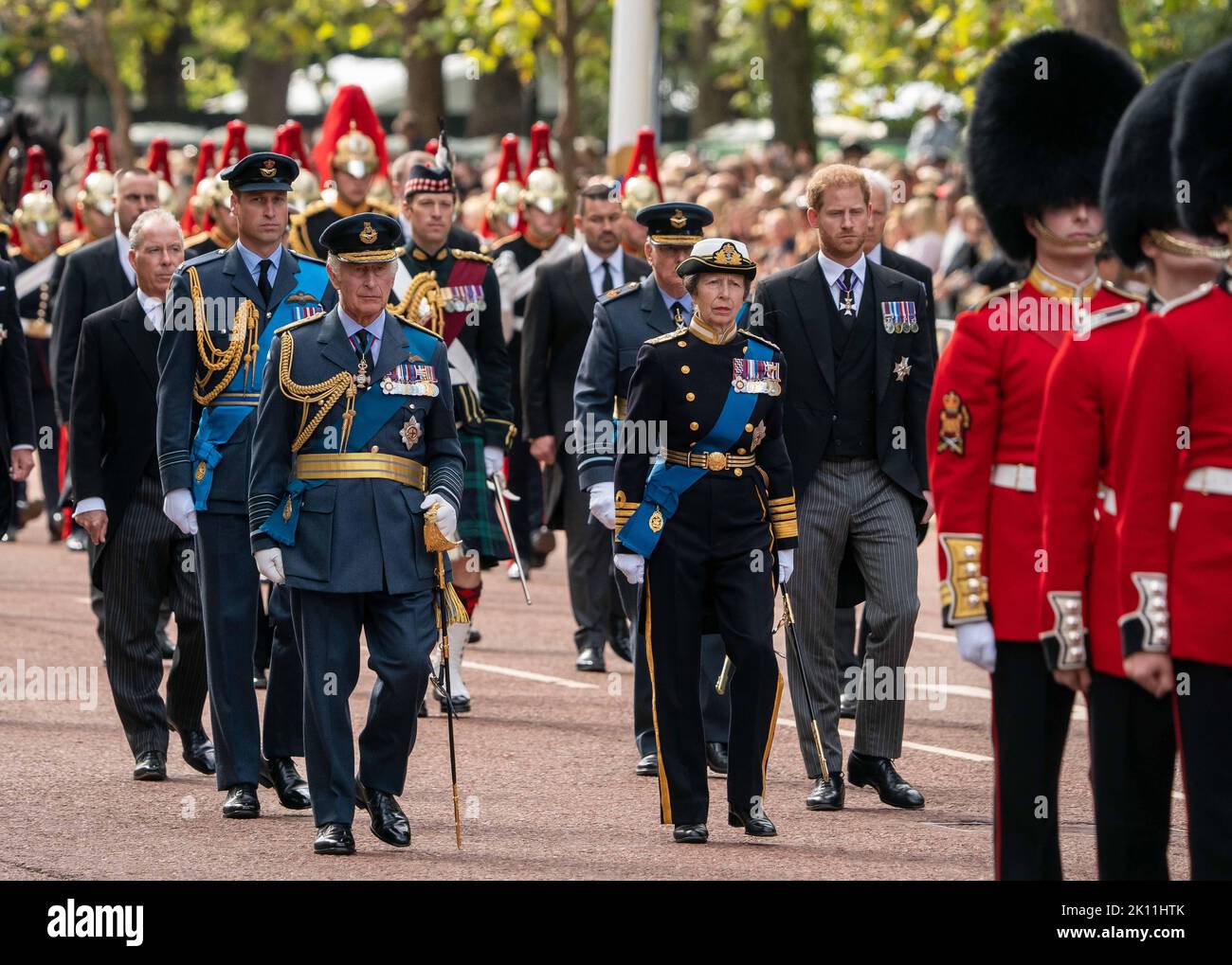 © Jeff Moore le roi Charles III , le prince de Galles et le duc de ...