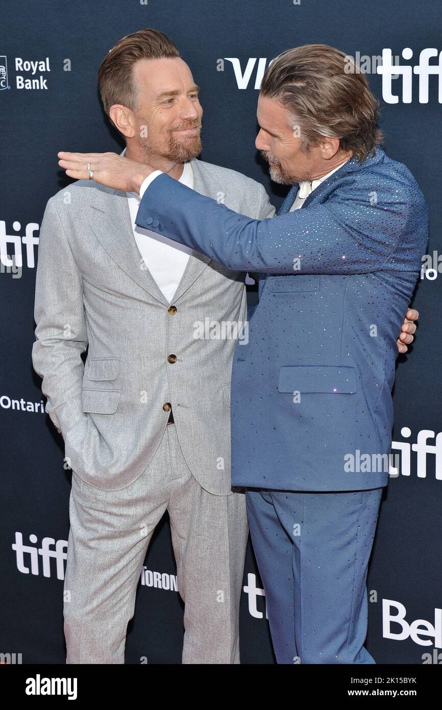 12 septembre 2022 - Toronto (Ontario), Canada - Ewan McGregor, Ethan ...