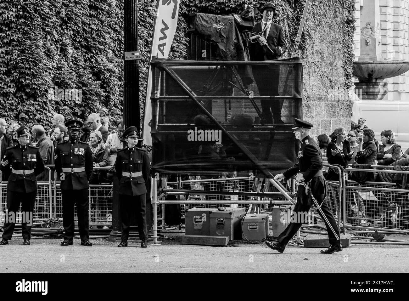 La reine elizabeth ii en deuil Banque d'images noir et blanc - Alamy