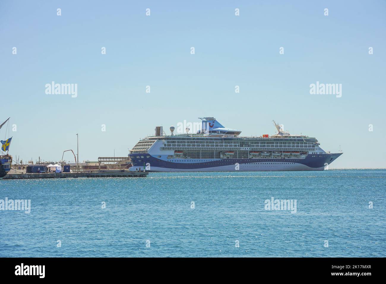 Discovery cruise boats Banque de photographies et d’images à haute ...