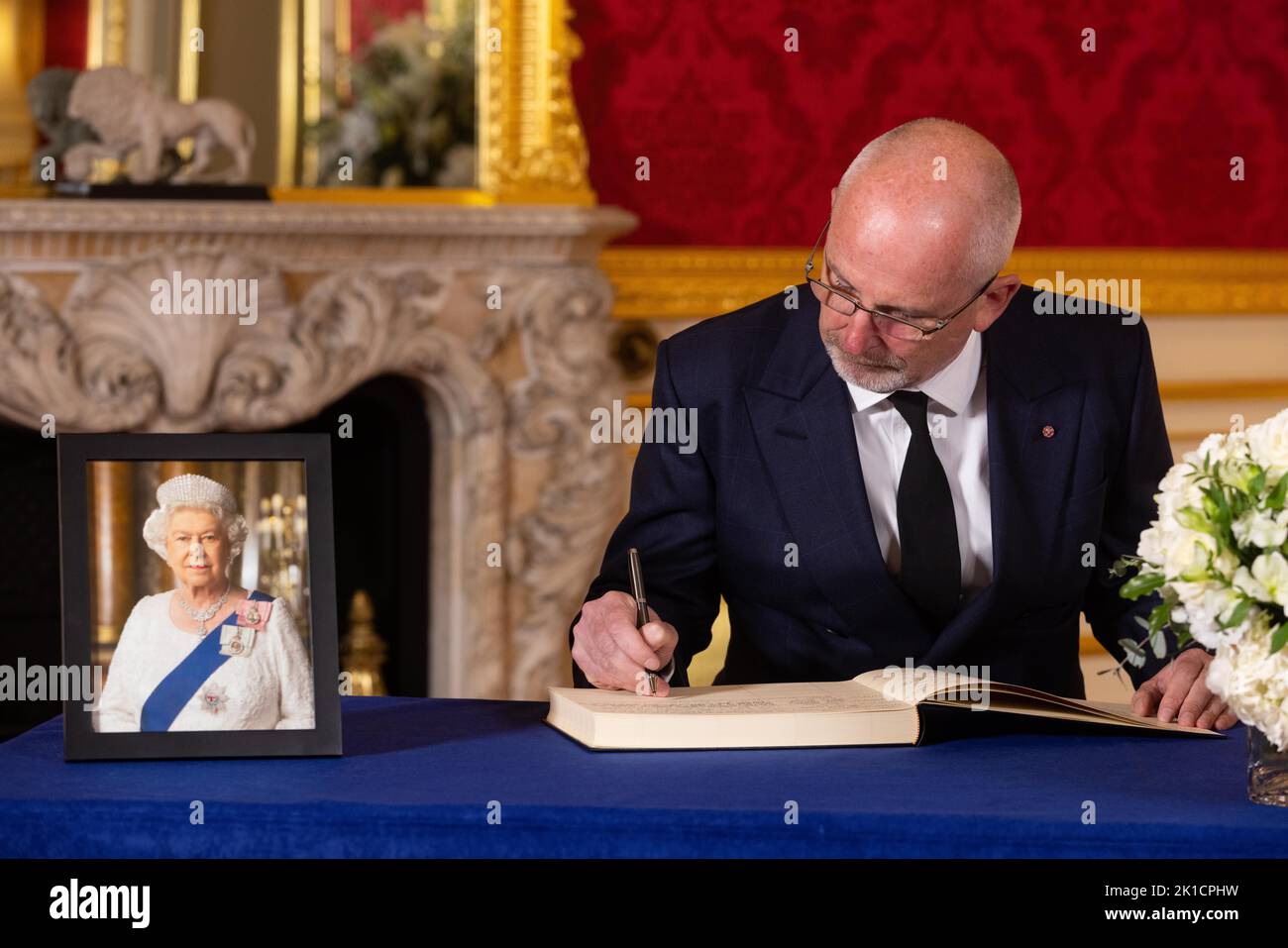 Le gouverneur de Sainte-Hélène, Ascension et Tristan da Cunha, Nigel ...
