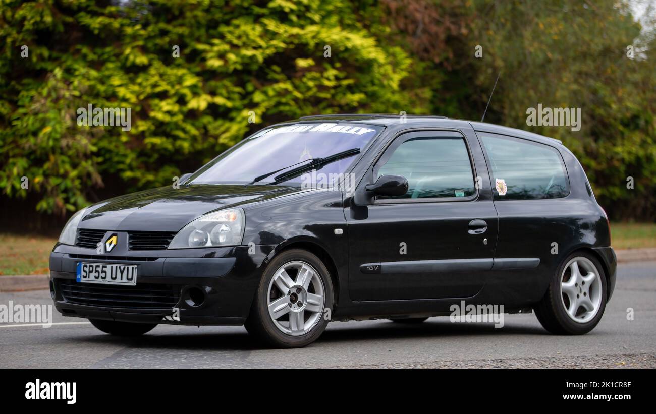 Clio berline Banque de photographies et d’images à haute résolution - Alamy