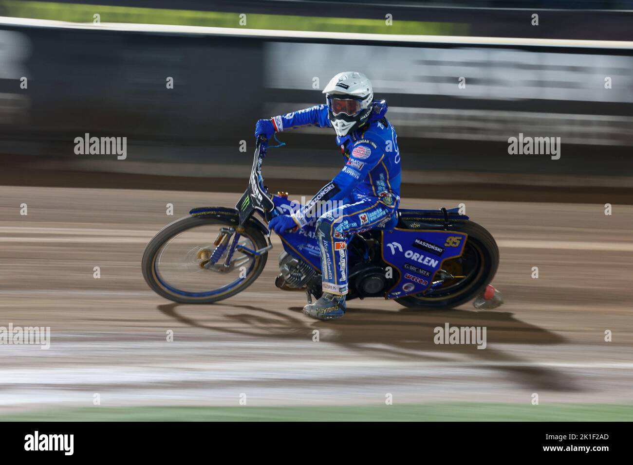 Le Bartosz Zmarzlik de Pologne a remporté le Grand Prix Kaeser FIM ...
