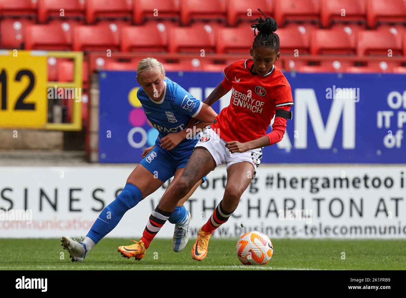 Femmes chalrton Banque de photographies et d’images à haute résolution ...
