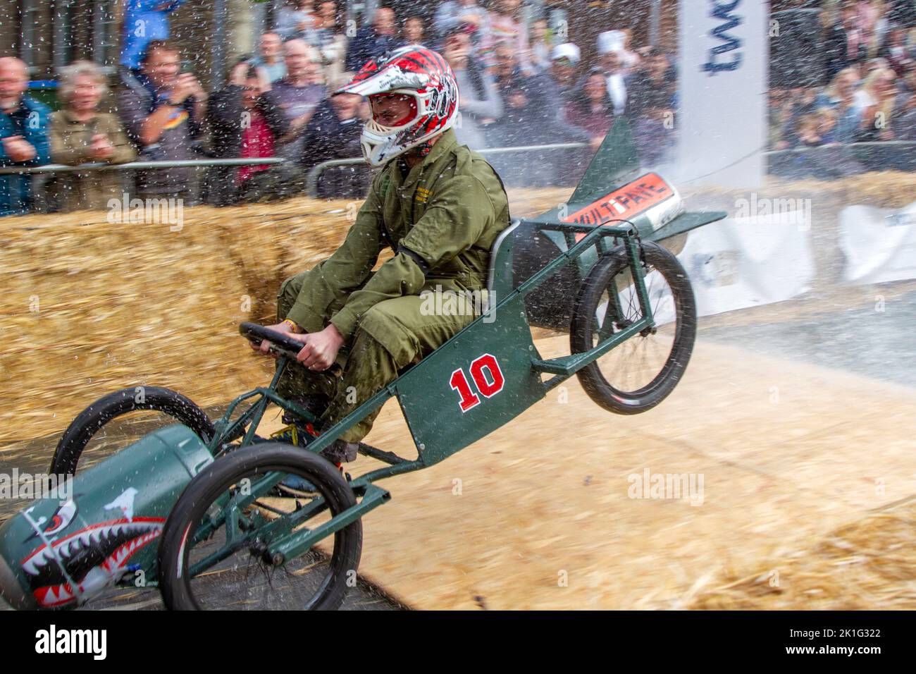 Course de charrettes en bois Banque de photographies et d’images à ...