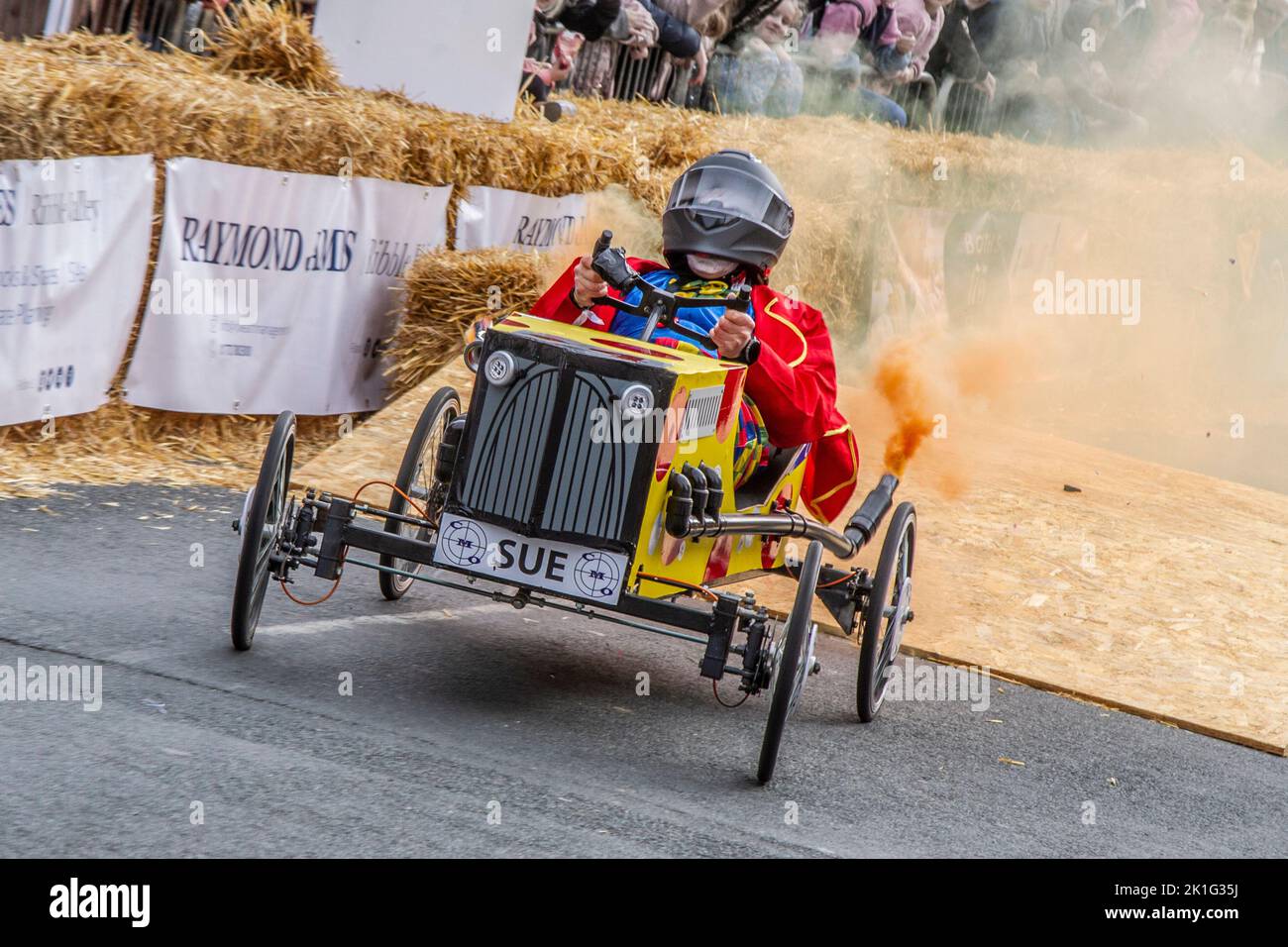 Course de charrettes en bois Banque de photographies et d’images à ...