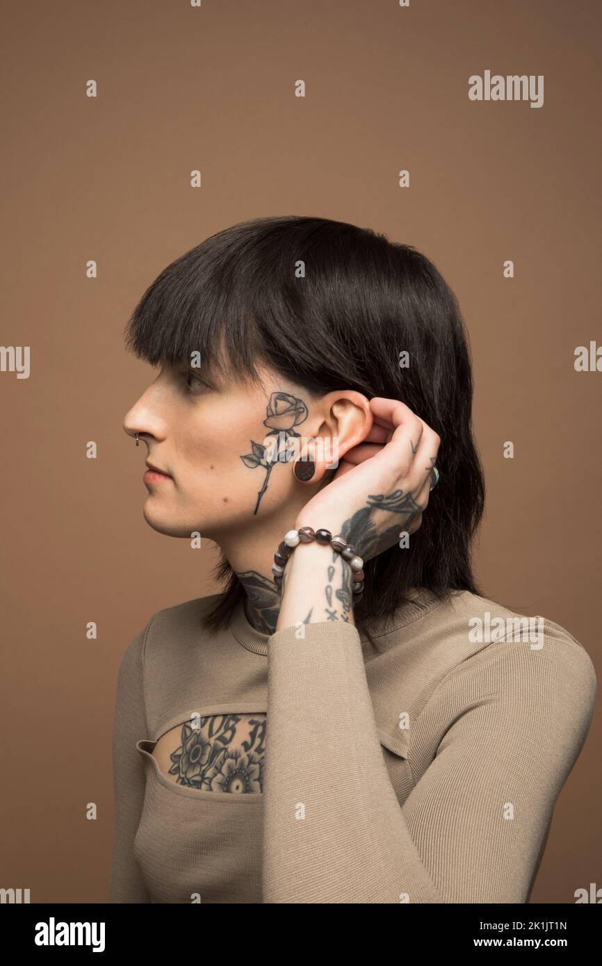 Femme transgenre Banque de photographies et d’images à haute résolution ...